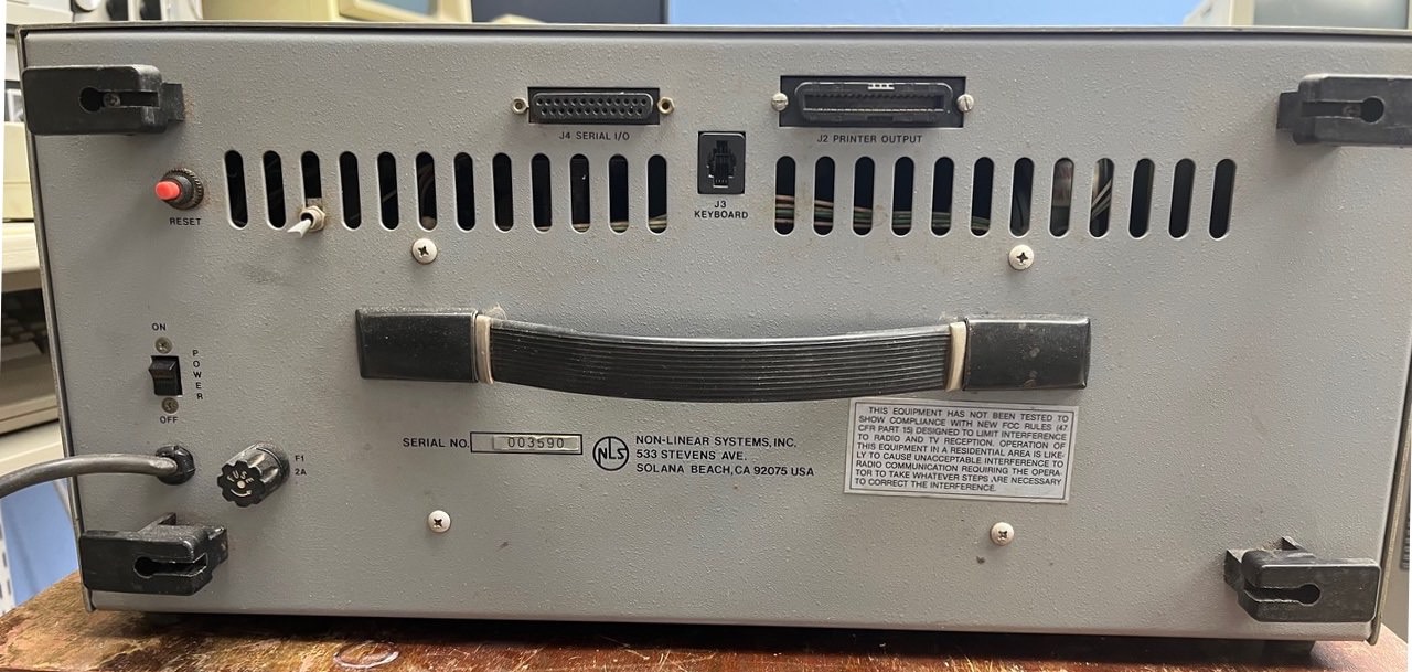 Kaypro / CP/M Versions / Part 1 // retrocmp / retro computing